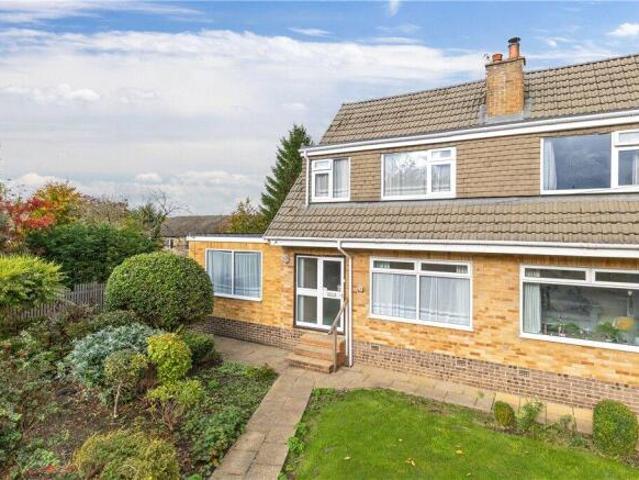 4 bedroom semi detached house for sale in Farnley Close, Menston, Ilkley, West Yorkshire, LS29