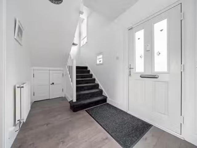 4 Bedroom Semi Detached House For Sale In Ferniehill Road, Edi.