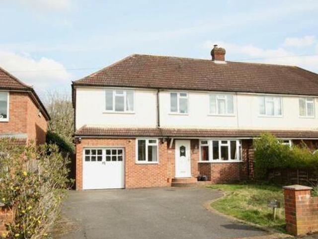4 Bedroom Semi detached House For Sale In Fetcham