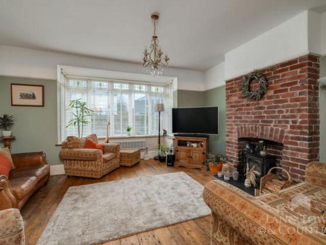4 bedroom semi detached house for sale in Fircroft Road, Beacon Park, Plymouth, PL2