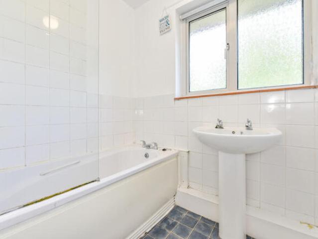 4 bedroom semi detached house for sale in Firmstone Road, Winchester, SO23