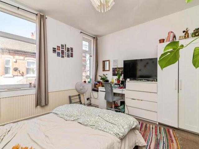 4 bedroom semi detached house for sale in Forest Grove, Nottingham, Nottinghamshire, NG1