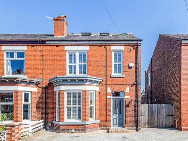 4 Bedroom Semi detached House For Sale In Flixton, Manchester