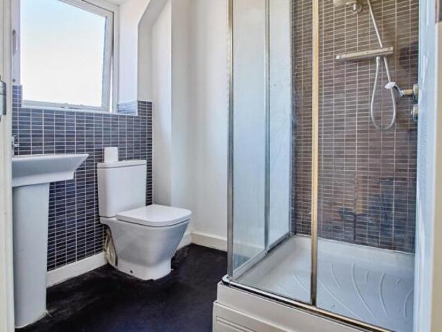 4 bedroom semi detached house for sale in Frogmill Road, Birmingham, West Midlands, B31
