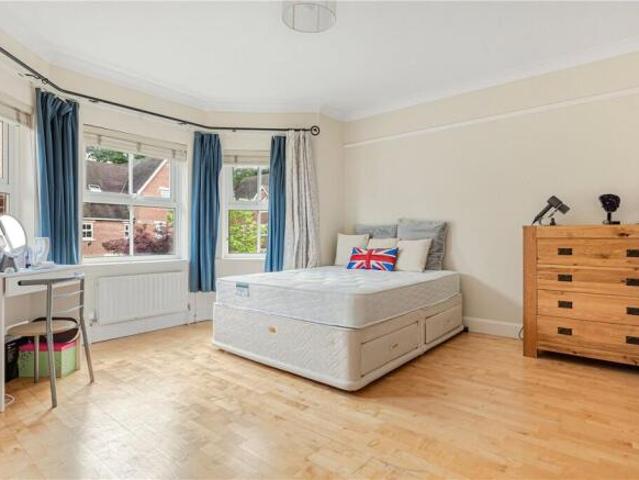4 bedroom semi detached house for sale in Frenchay Road, Oxford, Oxfordshire, OX2