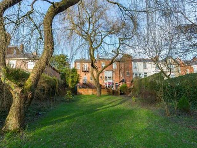 4 Bedroom Semi detached House For Sale In Fulwood, Preston