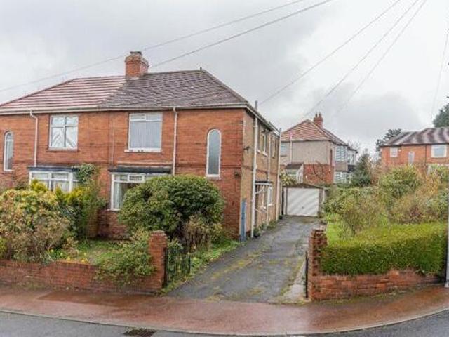 4 Bedroom Semi detached House For Sale In Gateshead, Tyne And Wear