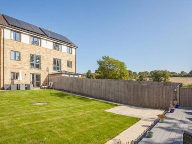 4 Bedroom Semi detached House For Sale In Gomersal, Cleckheaton