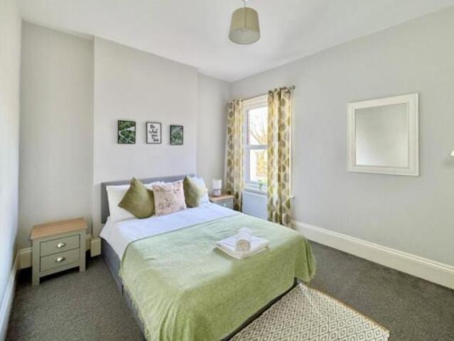 4 bedroom semi detached house for sale in Gordon Road, Bournemouth, BH1
