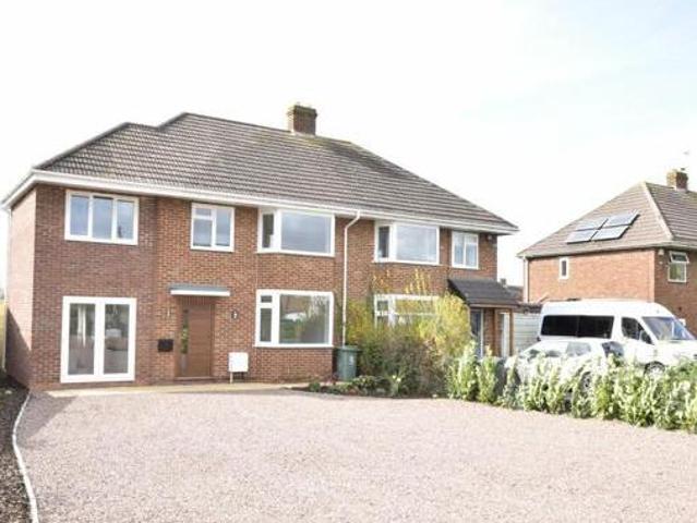 4 Bedroom Semi detached House For Sale In Gloucester, Gloucestershire