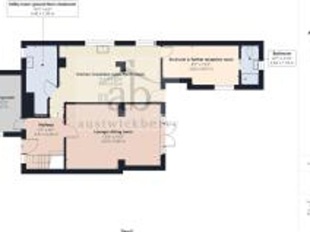 4 bedroom semi detached house for sale in Glenavon Road, Ipswich, IP4