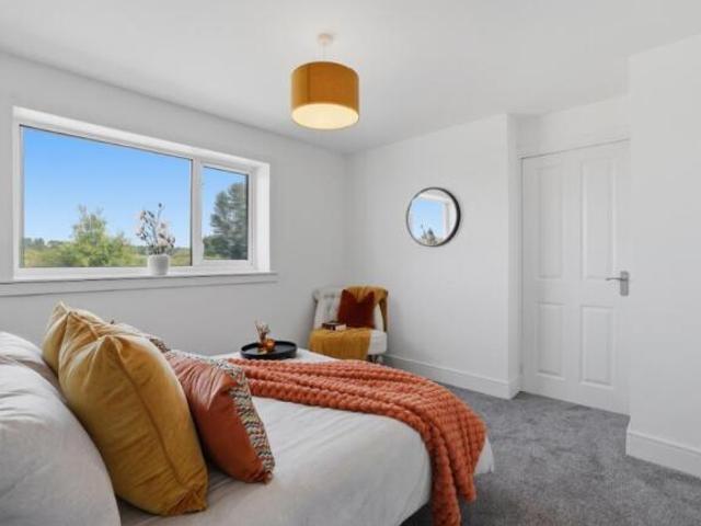 4 bedroom semi detached house for sale in Glenview Crescent, Moodiesburn, G69