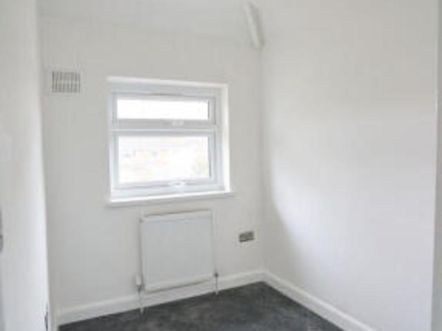 4 bedroom semi detached house for sale in Grosvenor Road, Leamington Spa, CV31