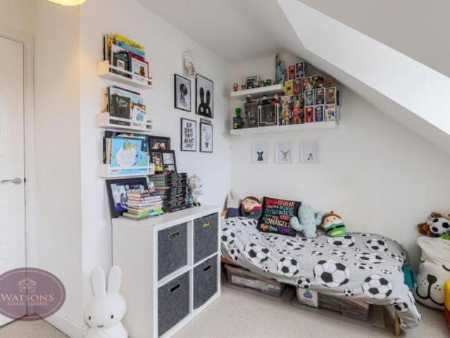 4 bedroom semi detached house for sale in Greymede Avenue, Nottingham, NG8