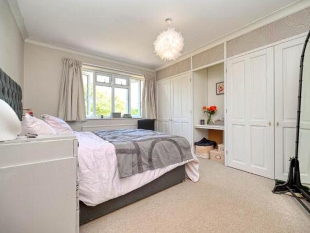 4 bedroom semi detached house for sale in Greystoke Road, Caversham, RG4
