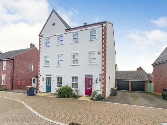 4 Bedroom Semi detached House For Sale In Great Denham