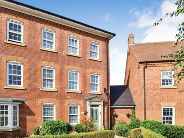 4 Bedroom Semi detached House For Sale In Great Denham