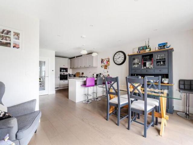 4 bedroom semi detached house for sale in Green Park Village, Berkshire, RG2
