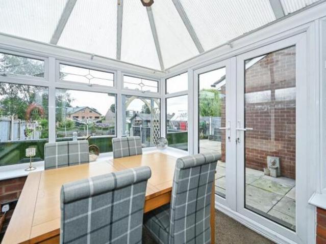 4 bedroom semi detached house for sale in Greenfields Avenue, Warrington, WA4