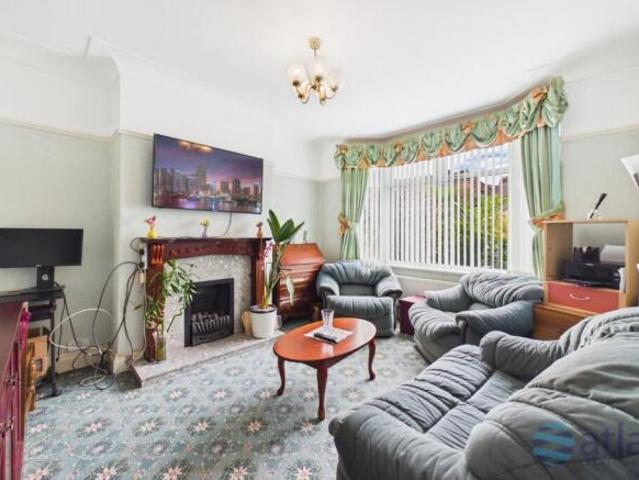 4 bedroom semi detached house for sale in Greenside Avenue, Wavertree, L15