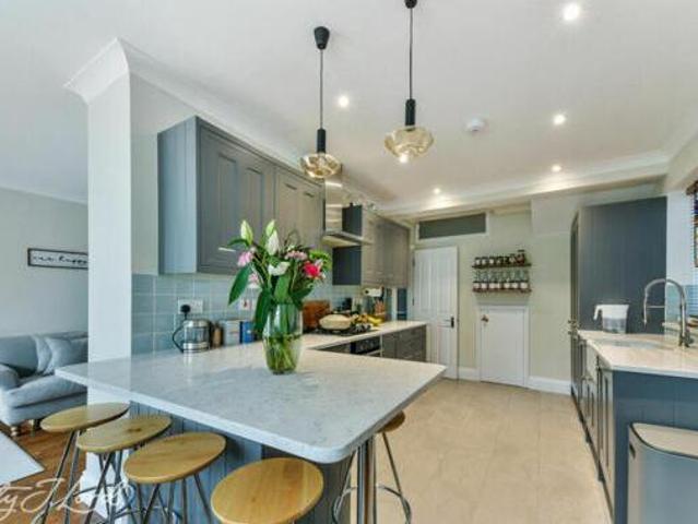 4 Bedroom Semi detached House For Sale In Greenwich, London