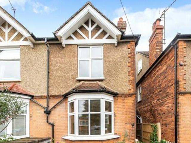 4 Bedroom Semi detached House For Sale In Guildford, Surrey