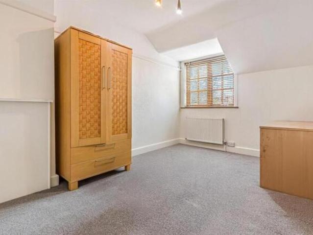 4 bedroom semi detached house for sale in Guilford Road, Leicester, LE2