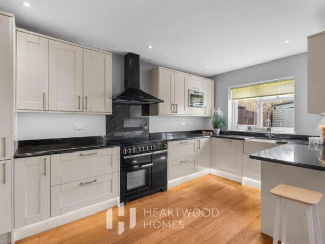 4 bedroom semi detached house for sale in Gurney Court Road, St. Albans, AL1 4QY, AL1