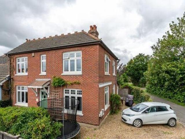 4 Bedroom Semi detached House For Sale In Hambrook