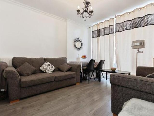4 bedroom semi detached house for sale in Hamlet Road, Birmingham, B28