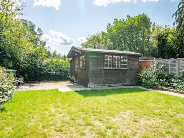 4 bedroom semi detached house for sale in Hammers Gate, St. Albans, Hertfordshire, AL2