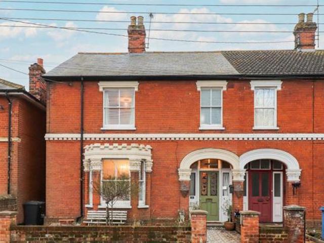 4 Bedroom Semi detached House For Sale In Hadleigh