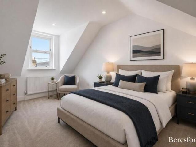 4 bedroom semi detached house for sale in Hall Street, Chelmsford, CM2