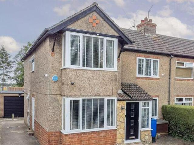 4 Bedroom Semi detached House For Sale In Hardingstone, Northampton