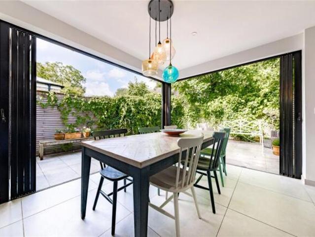 4 bedroom semi detached house for sale in Hardwick Street, Cambridge, CB3