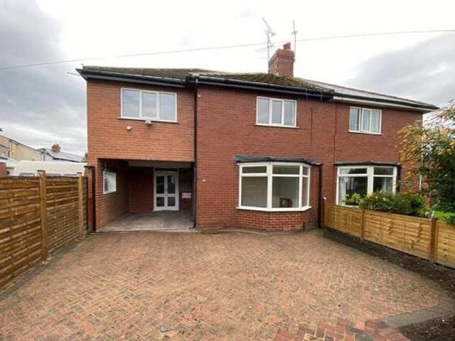 4 Bedroom Semi detached House For Sale In Harrogate