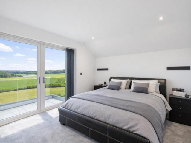 4 bedroom semi detached house for sale in Harrogate Road, Alwoodley, LS17
