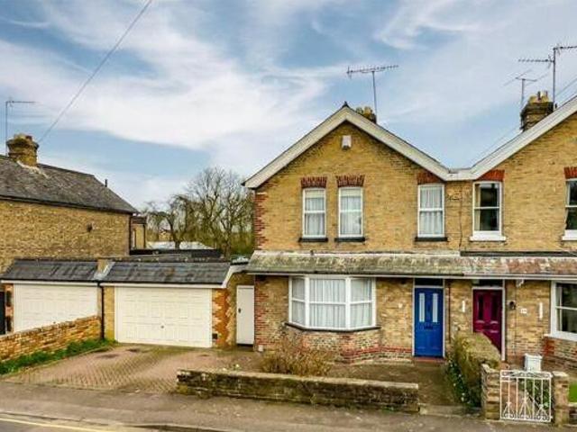4 Bedroom Semi detached House For Sale In Hatfield, Hertfordshire