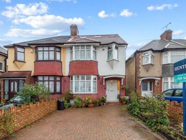 4 Bedroom Semi detached House For Sale In Hayes