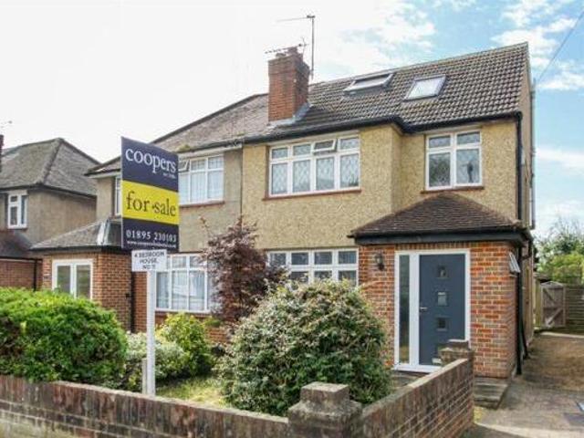 4 Bedroom Semi detached House For Sale In Hayes