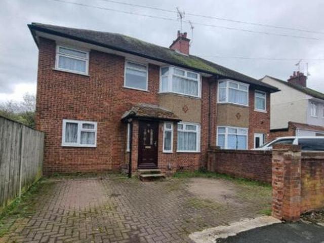 4 Bedroom Semi detached House For Sale In Hayes