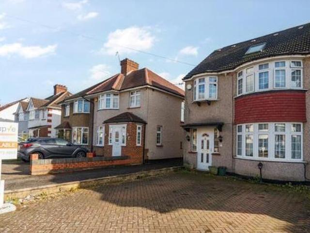 4 Bedroom Semi detached House For Sale In Hayes