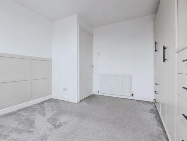 4 bedroom semi detached house for sale in Hazelbank Road, Countesthorpe, Leicester, LE8