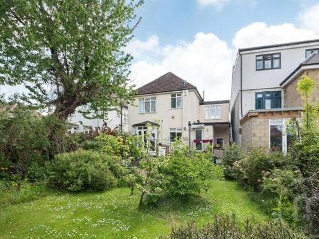 4 Bedroom Semi detached House For Sale In Hendon