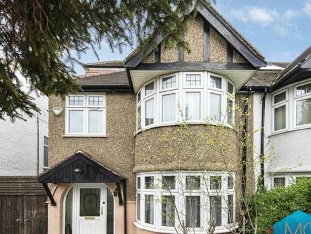 4 Bedroom Semi detached House For Sale In Hendon, London