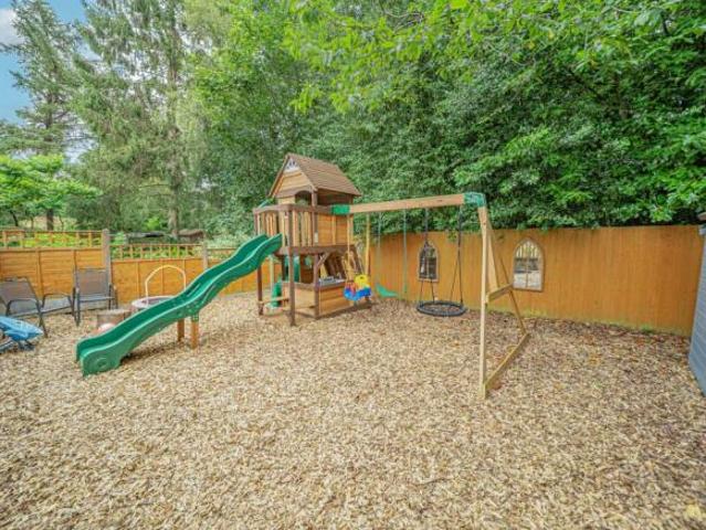 4 bedroom semi detached house for sale in Henley Crescent, Solihull, B91