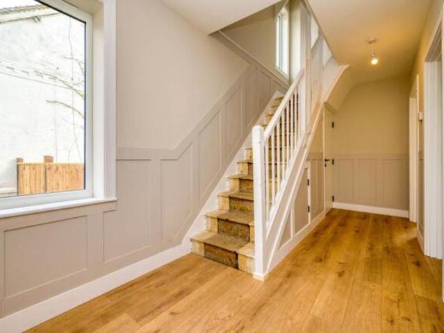 4 bedroom semi detached house for sale in Henley Road, Caversham, RG4