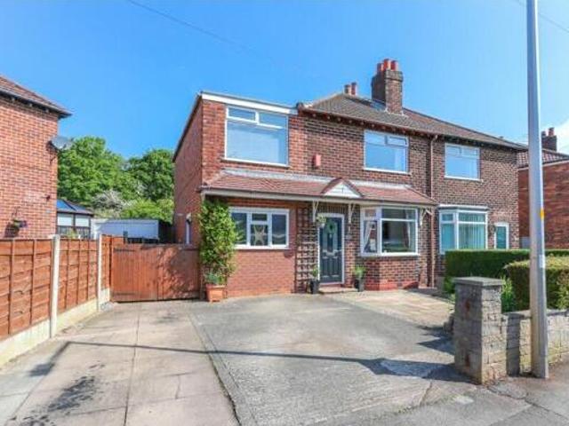 4 Bedroom Semi detached House For Sale In Heaviley, Stockport