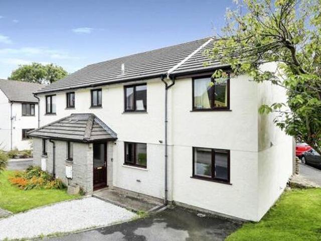 4 Bedroom Semi detached House For Sale In Helston, Cornwall