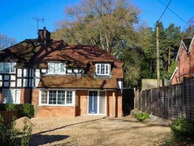 4 Bedroom Semi detached House For Sale In Hermitage, Thatcham